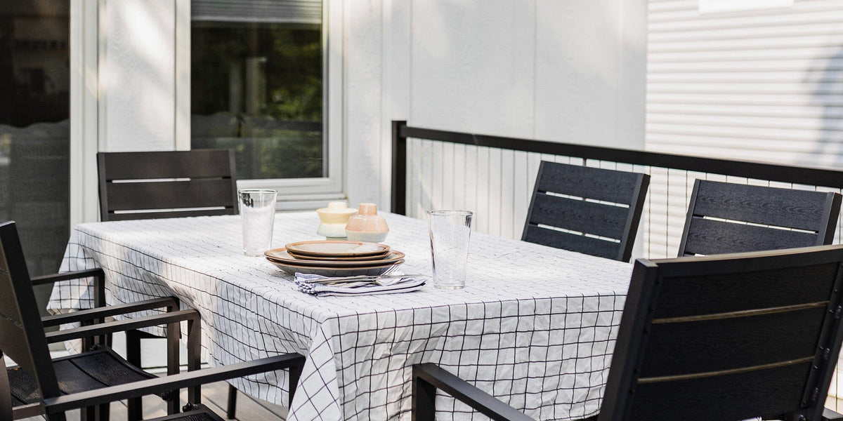 Vertical vs Horizontal Cable Railing: A Complete Guide | Cable Bullet